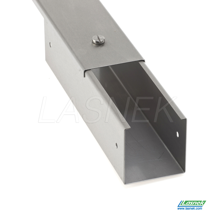 Enclosed Trunking | Lengths - 3 Metre | K33-03_uk | Lasnek